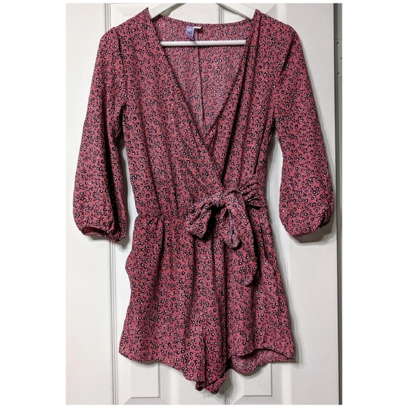 Francesca's Collections | Pants & Jumpsuits | Francescas Alya Flower ...